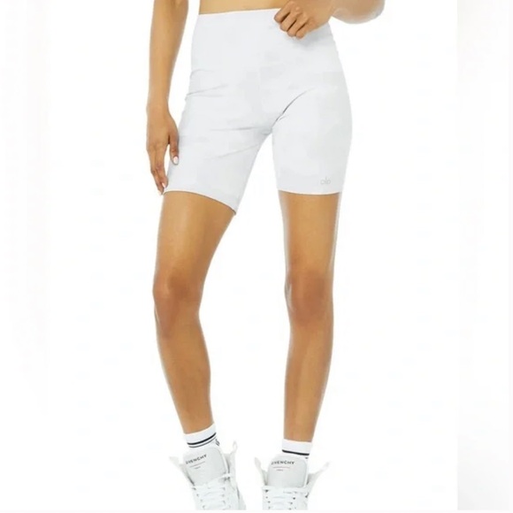 ALO Yoga | Shorts | Alo Grey Camo Vapor Bike Short | Poshmark